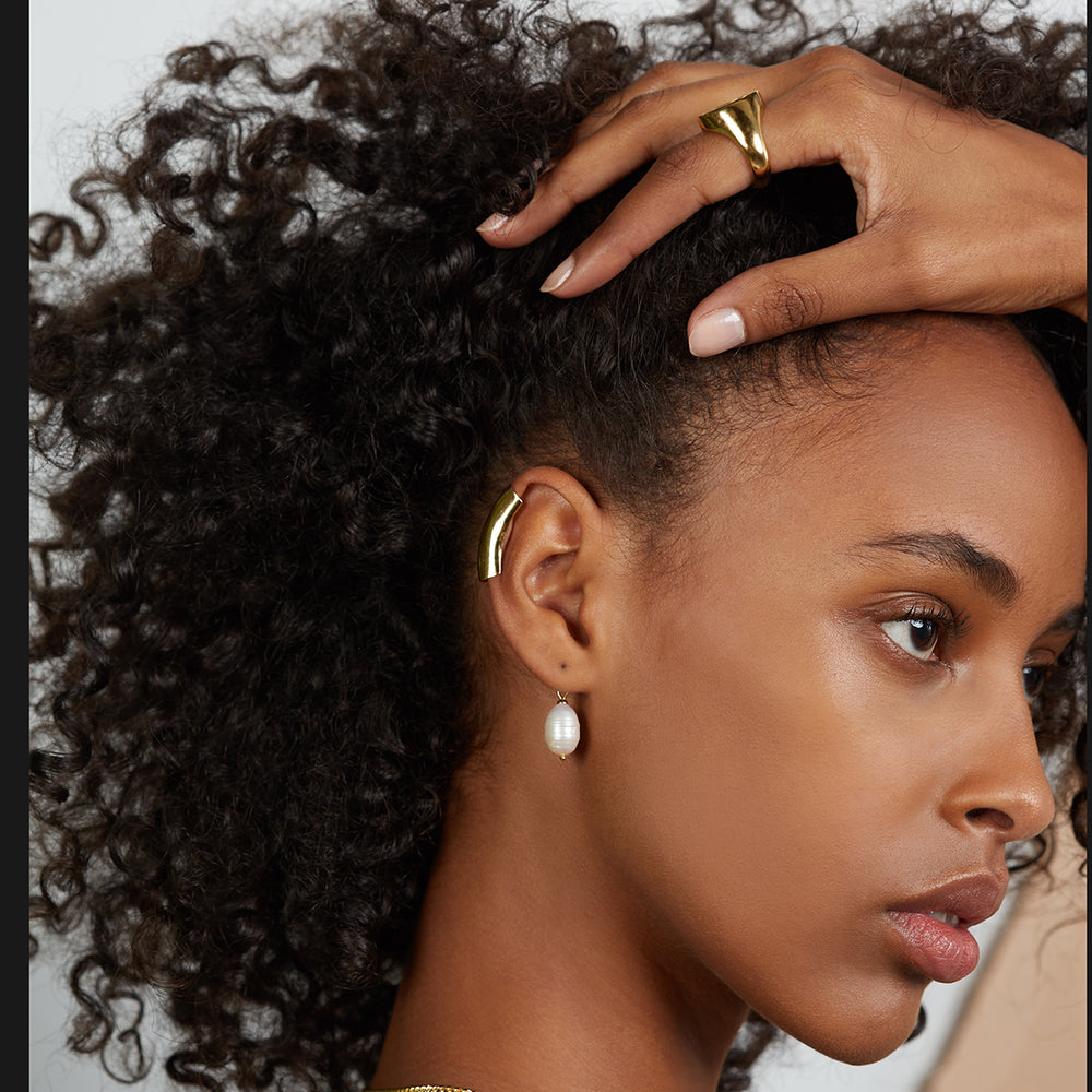 Pearl Helix Earring in Gold